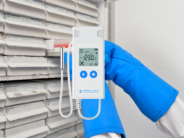 Temperature data tracker for ultra-low temperature environment ...